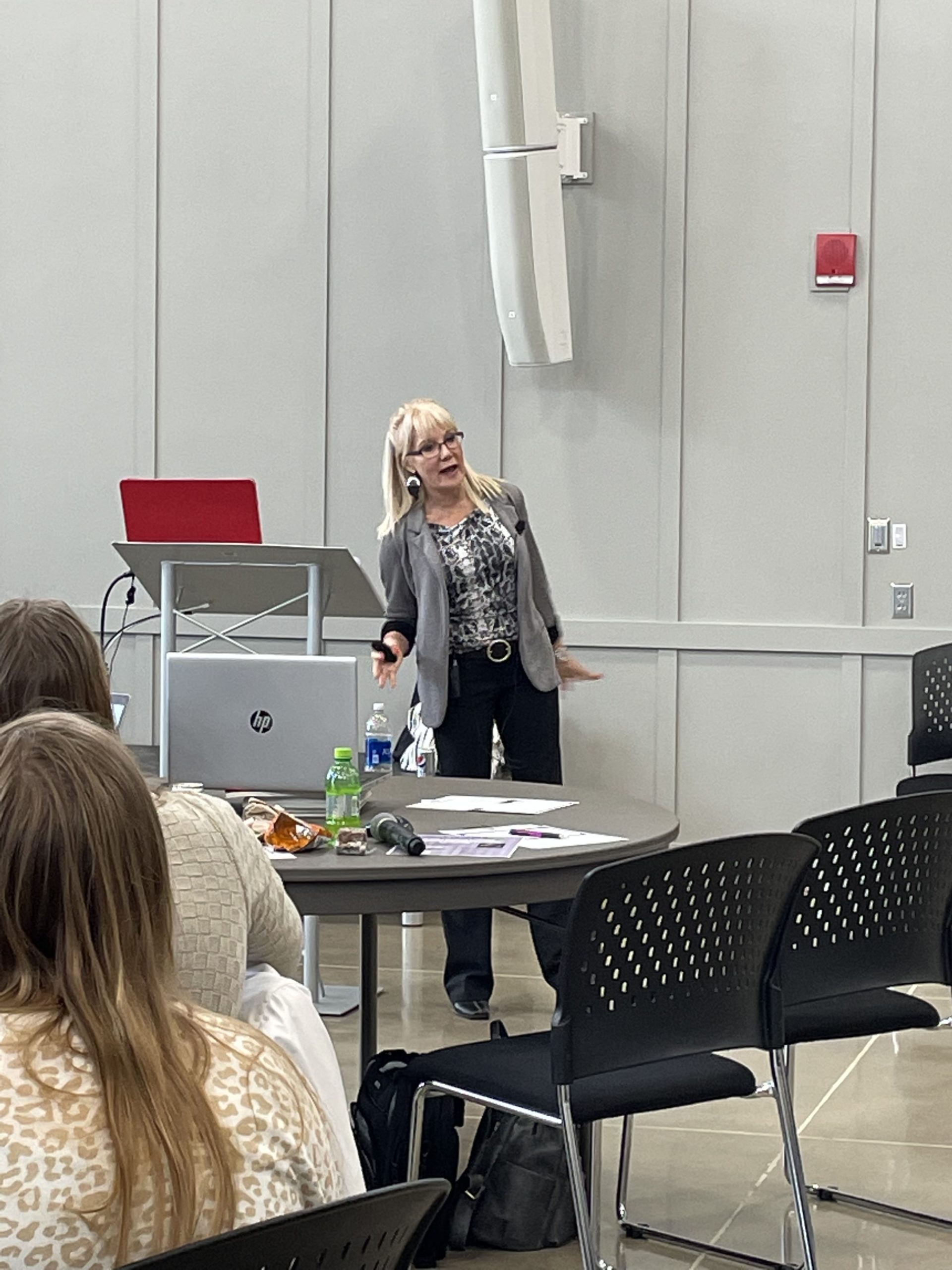 Survivors Group – Shari Simmons